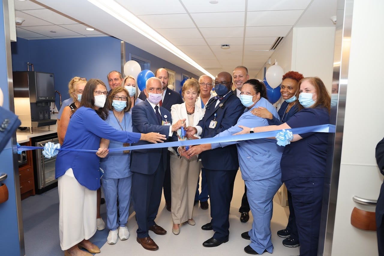 MICU - Richmond University Medical Center